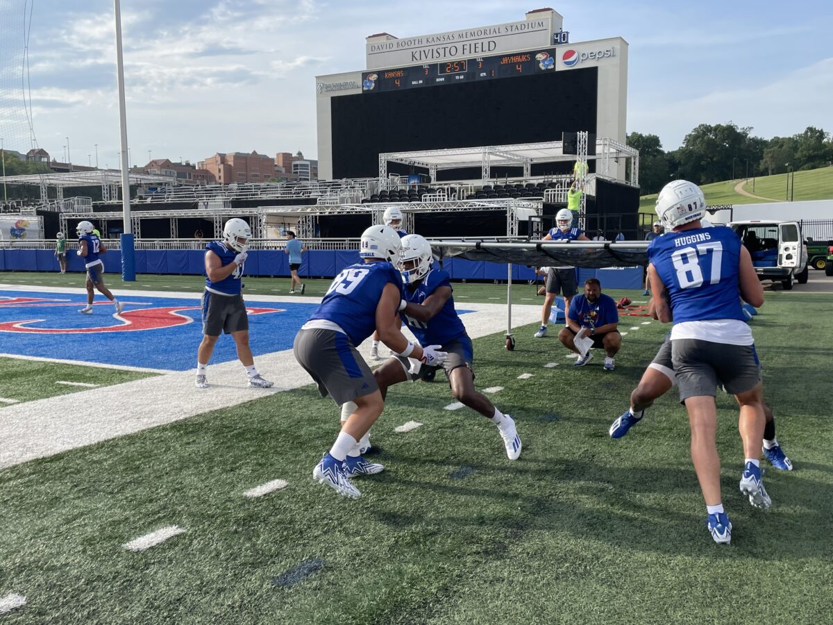 Day 2 of camp: Tight end group, tutored by Kotelnicki, strives for ...